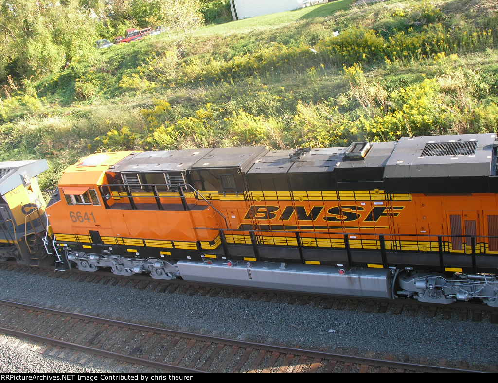 BNSF 6641